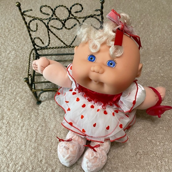 Mattel | Toys | Vintage Mattel 988 Cabbage Patch Doll 13 Tall Original ...